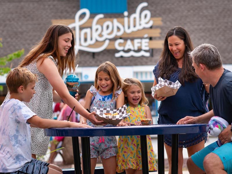 Best Water & Amusement Park for Families | Lake Compounce